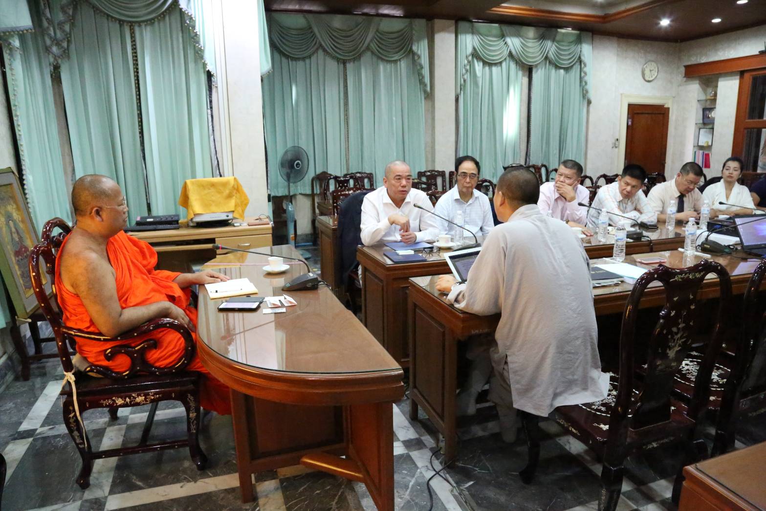 มจร หารือ ผู้อำนวยการพิพิธภัณฑ์ เมืองเซียะเหมิน มณฑลฝูเจี้ยน จีนMCU had ...