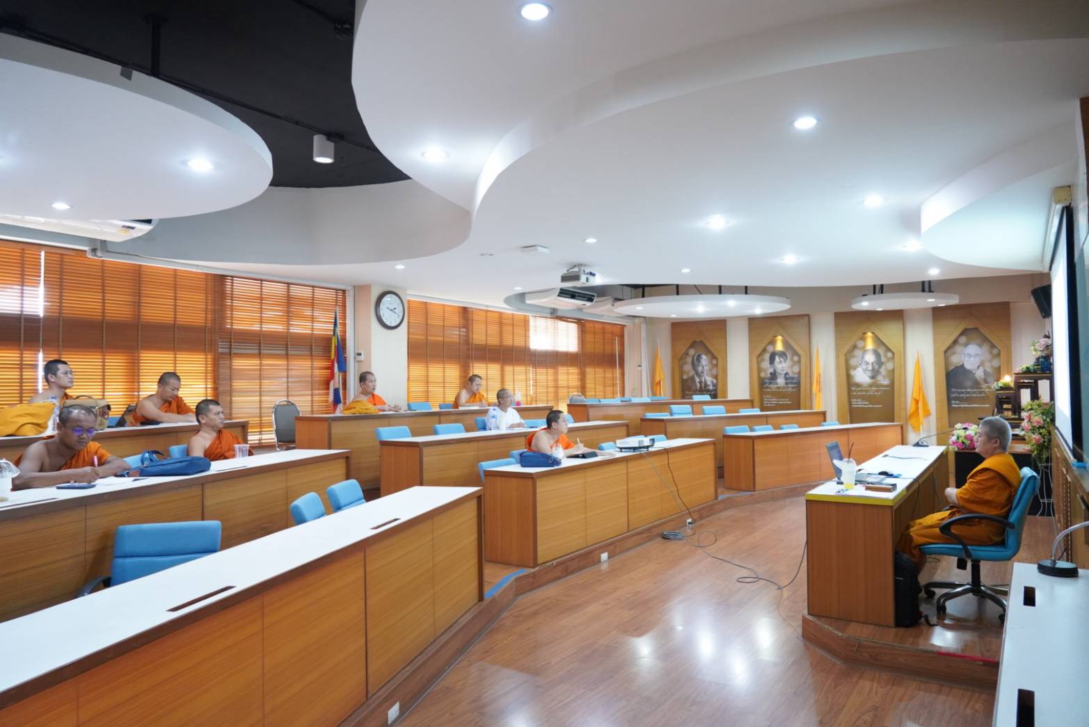 วิปัสสนากรรมฐาน สำหรับพรธรรมทูต - วิทยาลัยพระธรรมทูต : Dhammaduta College